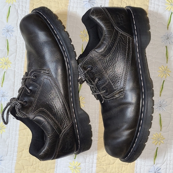 Dr. Martens | Shoes | Dr Martens Felton Charcoal Gray Leather Laceup ...